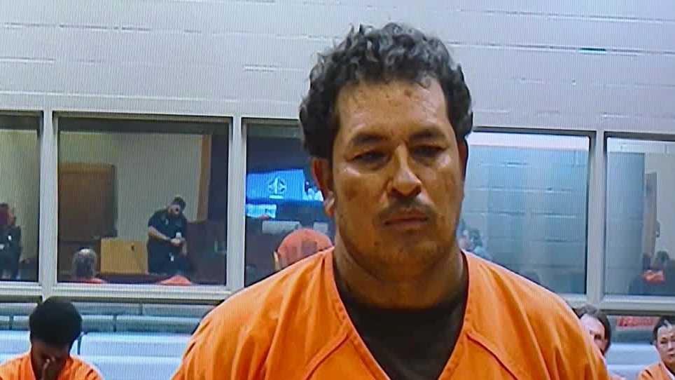 Judge sets bond for 50-year-old man charged with child enticement