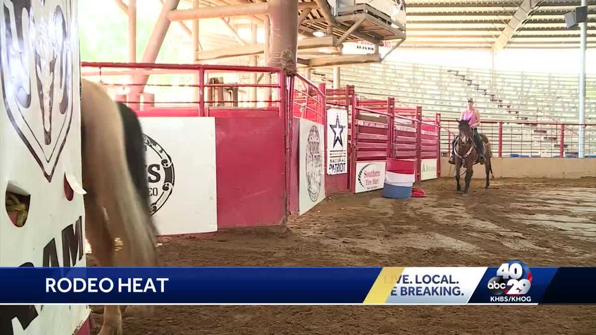 Handlers keep horses cool at Old Fort Days Rodeo