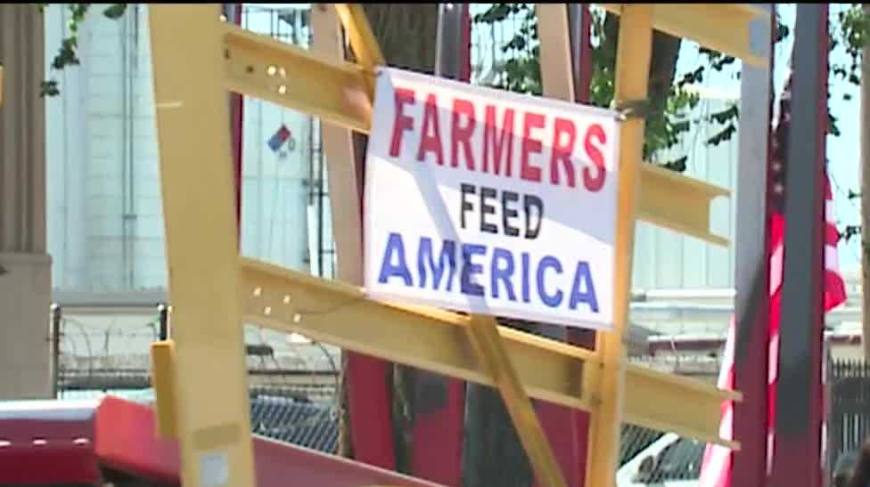 New Mexico farmers protest delayed water distribution