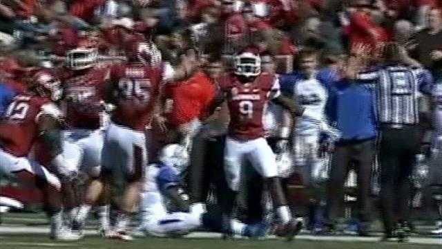 Razorbacks win Homecoming Game