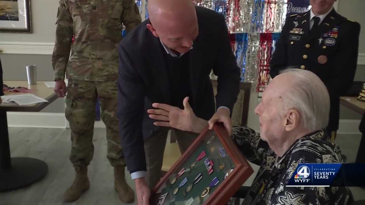 South Carolina: Veteran, former POW awarded medals in Greenville