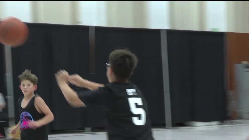 Albuquerque youth basketball team on 24-game win streak