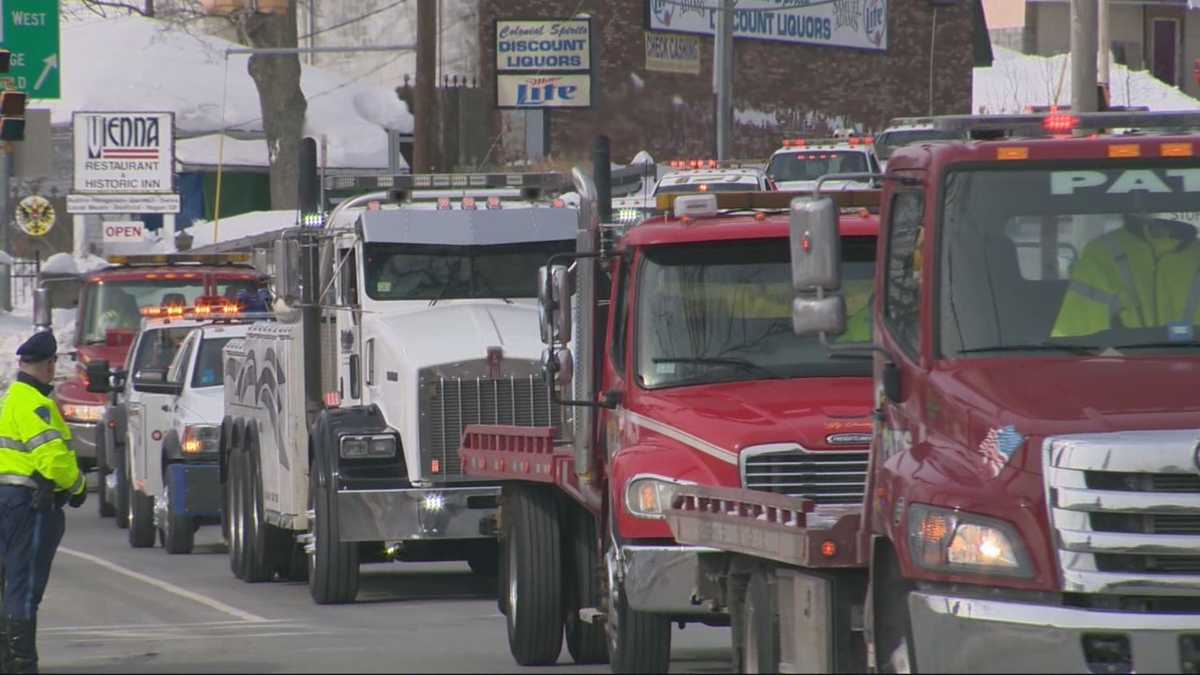 Tow truck drivers honor fallen comrade with procession