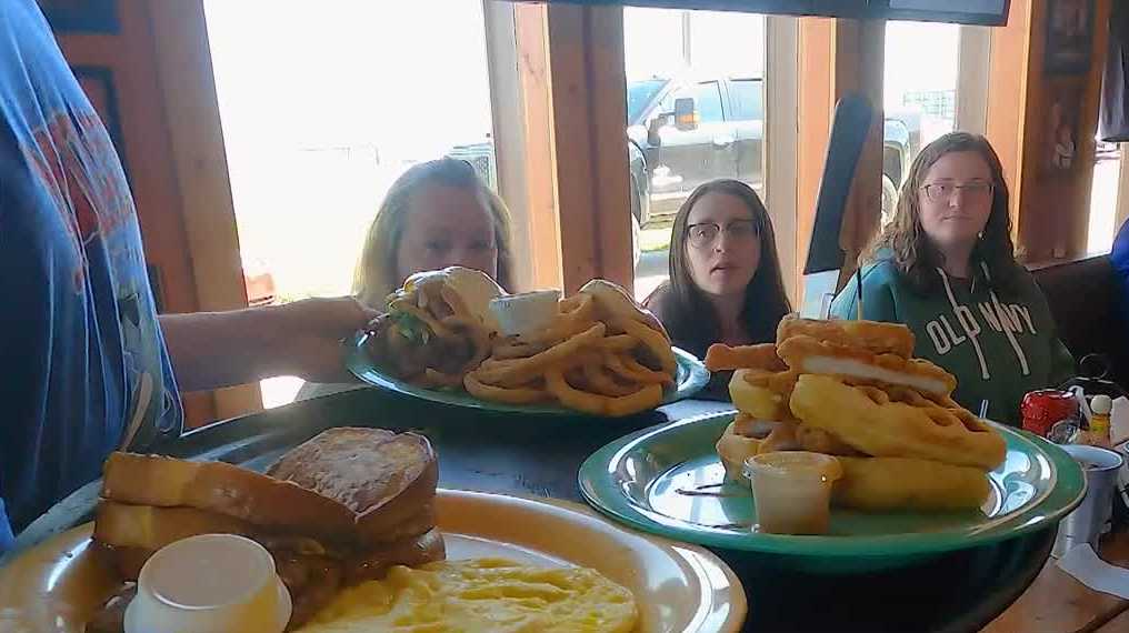 Mullets restaurant to appeal to college students at new Ames location