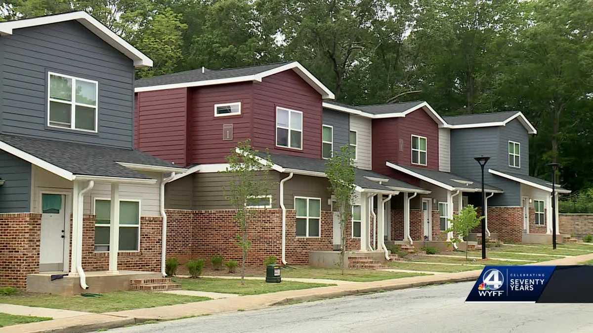 SC: Apartments without AC for months, residents speak out