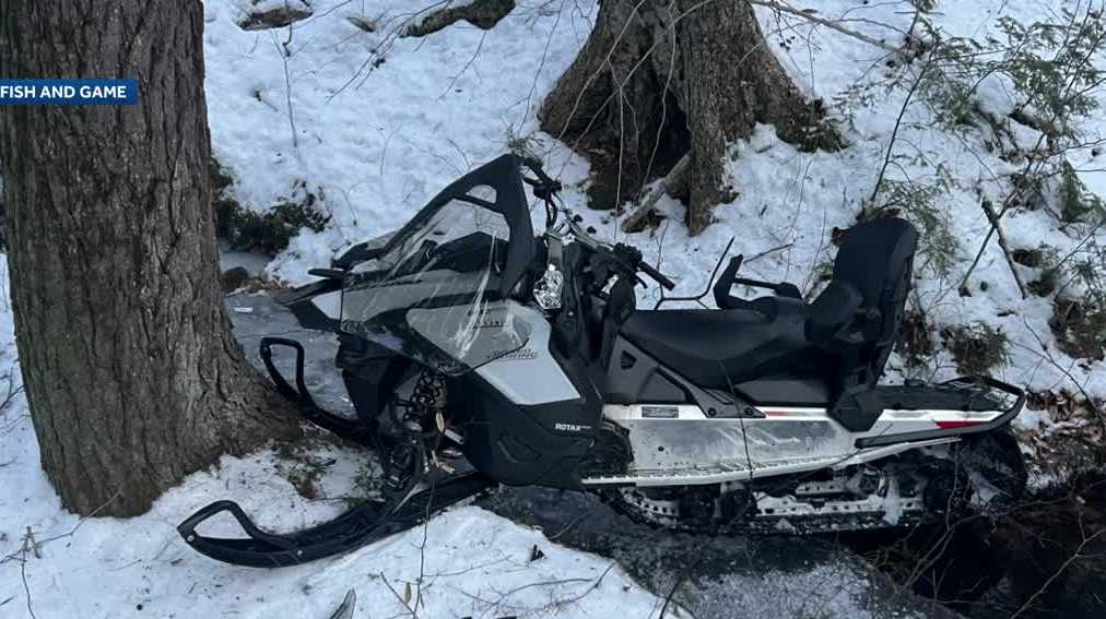 Woman suffers serious injuries in snowmobile crash in NH