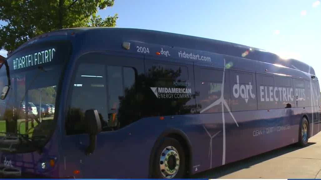 DART puts first electric buses into service