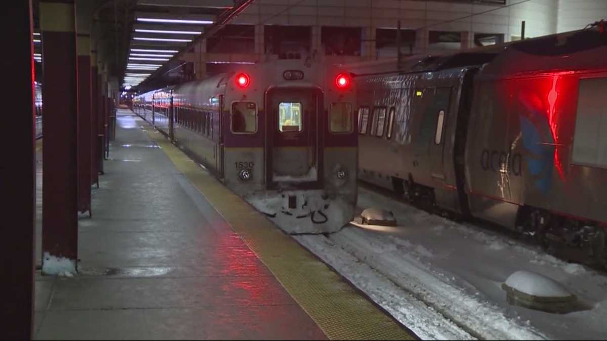 Passengers face another nightmare commute