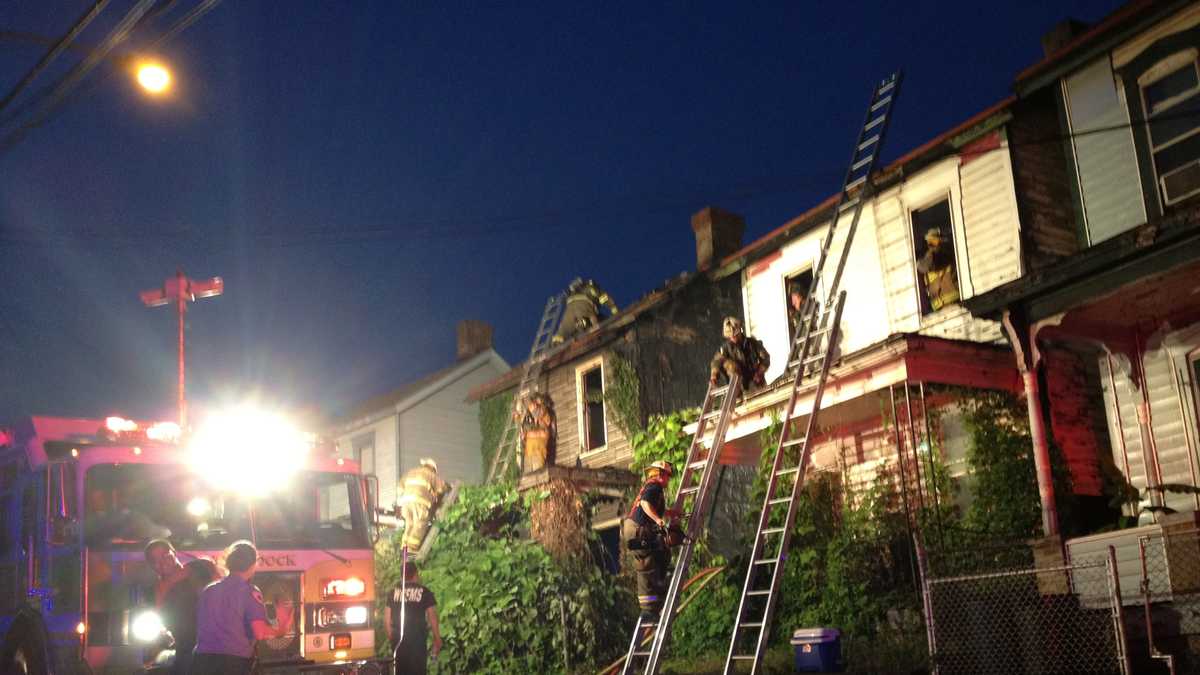 Two vacant homes catch fire in Braddock
