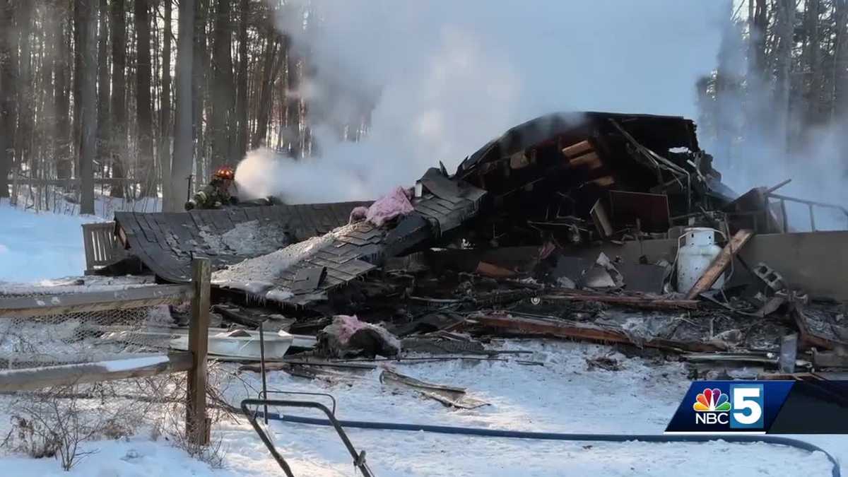 Multiple crews respond to Richmond, Vermont, house fire