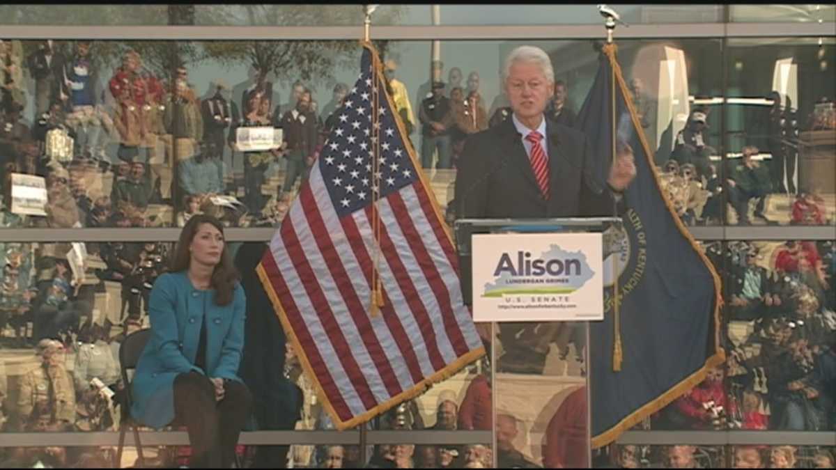 Former President Clinton campaigns for Lundergan-Grimes