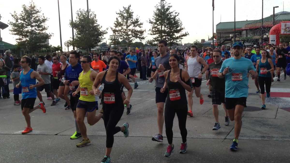Baltimore Running Festival Half-Marathon first wave start (raw video)