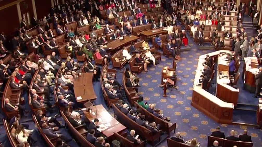 McCarthy fails to gain speaker's gavel in first day of voting