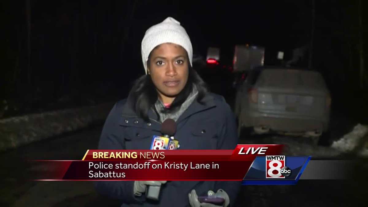 Police involved in standoff in Sabattus