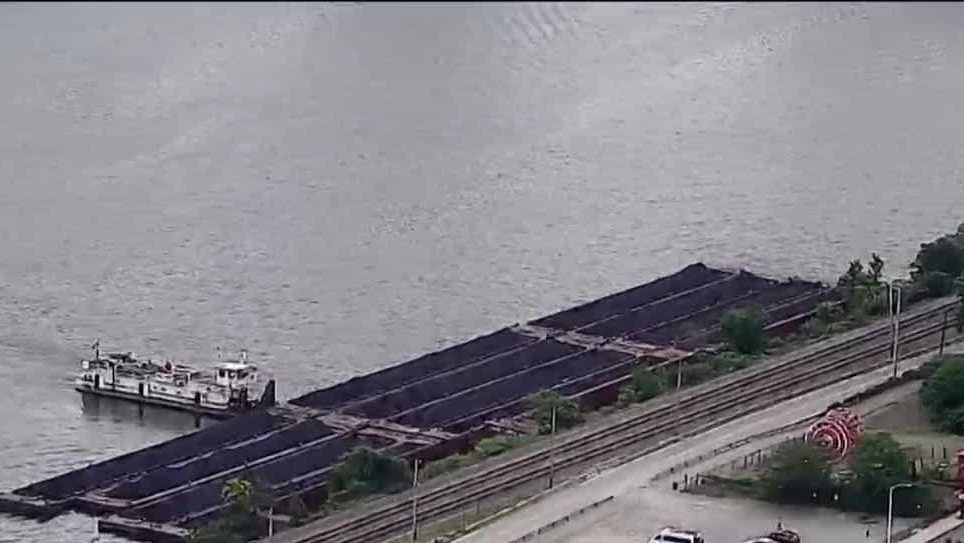 Ask Kelly: Where are all the barges going?