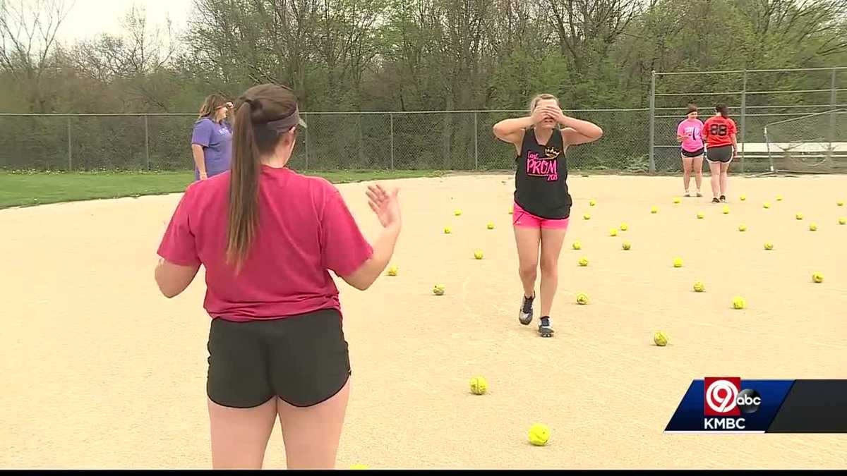 Unique drill helping Olathe East softball build chemistry