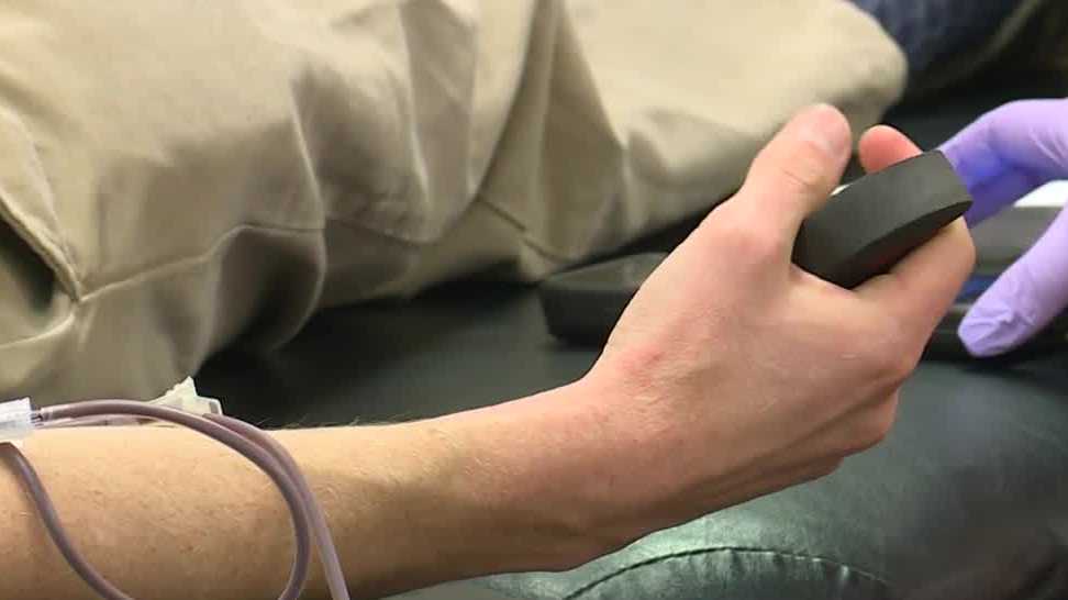 Red Cross, Salvation Army hold 'Feed and Bleed' event in Portland