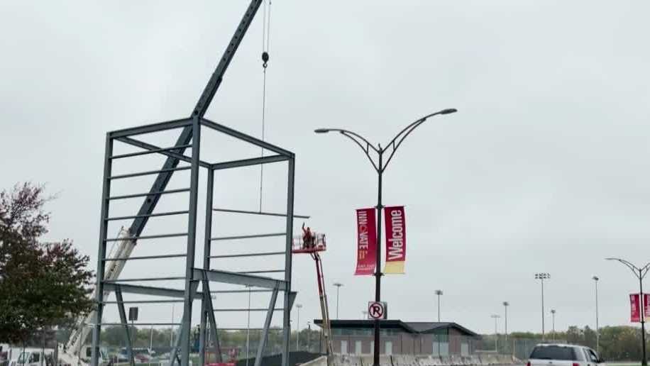 Ames, Iowa pedestrian bridge taking shape near Jack Trice Stadium