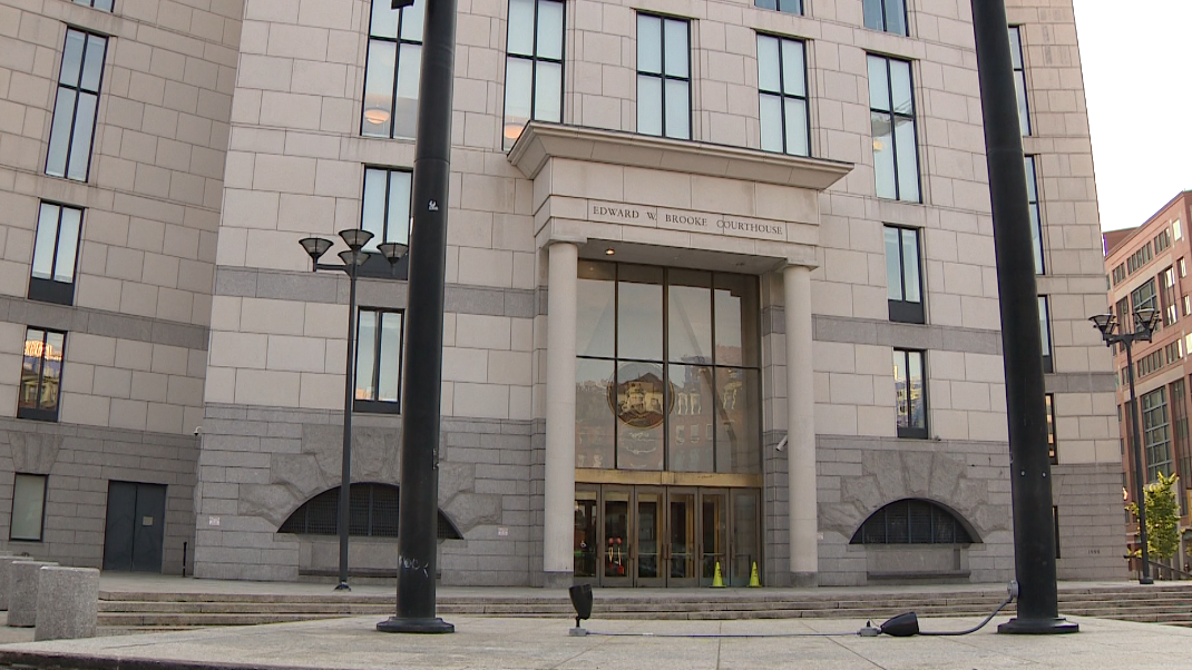 Mass. courts still plagued by lawyer shortage as defendants continue ...