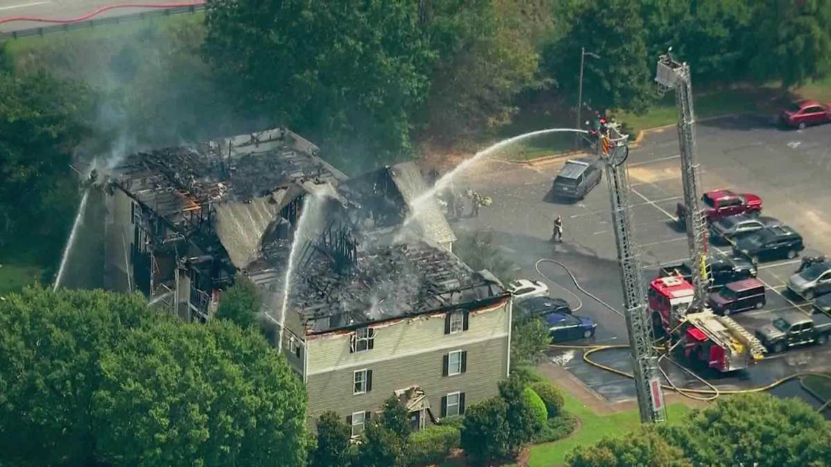 South Carolina: Clemson Ridge apartment fire