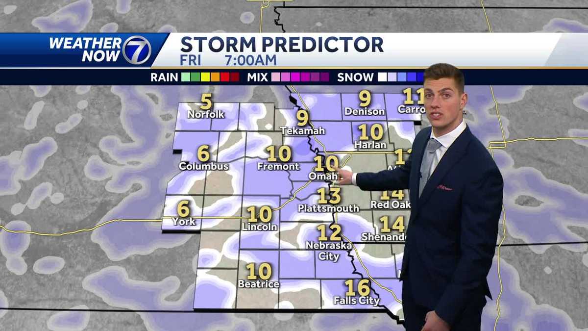 Light snow today, larger snow amounts tomorrow night