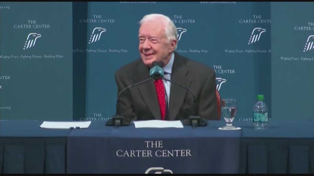 With humor and honesty, Carter talks about cancer