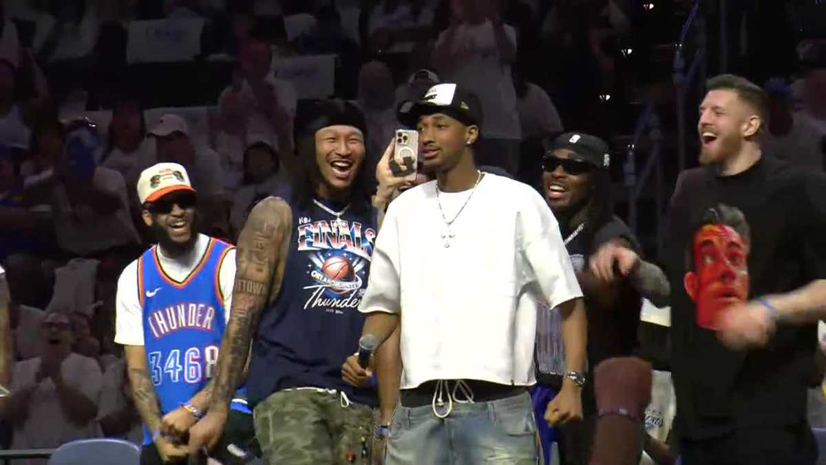 Aaron Wiggins kicks off Thunder championship opening ceremony