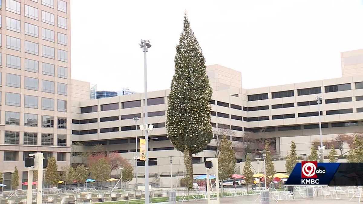 Kansas City's Crown Center offers some free activities to enjoy the ...