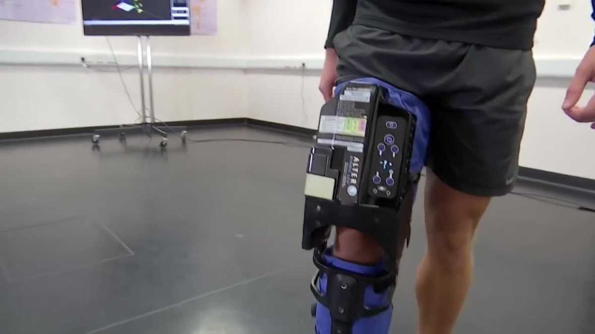Scientists are using robotic technology help stroke patients