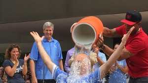 Food drive leads to Salvy Splash for some Hallmark leaders