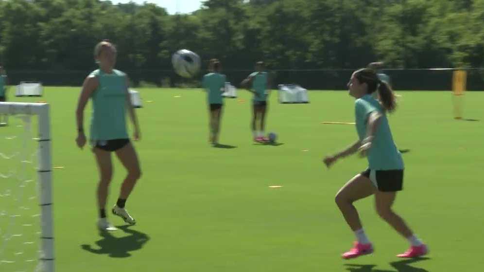 Britt Del Barba - Journalist Profile - Intelligent Relations