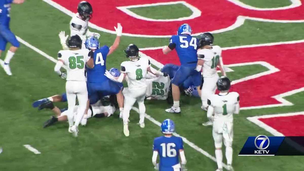 Bennington Wins Class B Football Title, Again