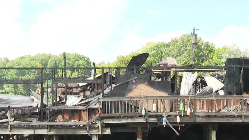 Restaurant destroyed in fire
