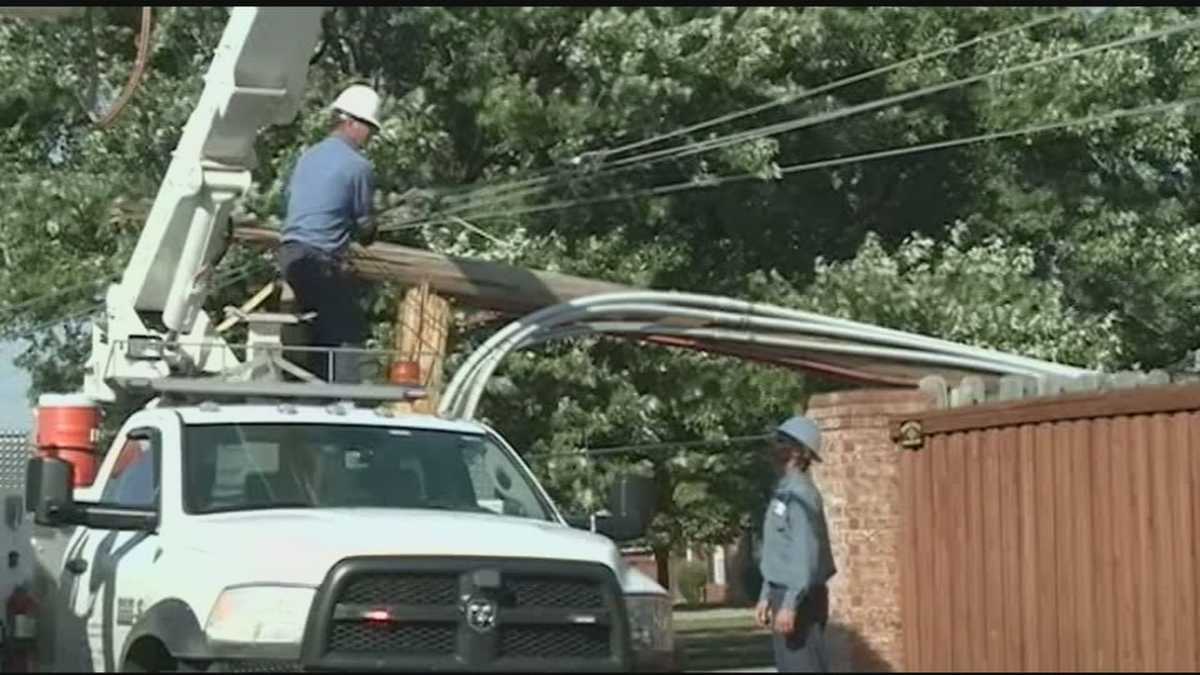 Car hits pole, causes power outage