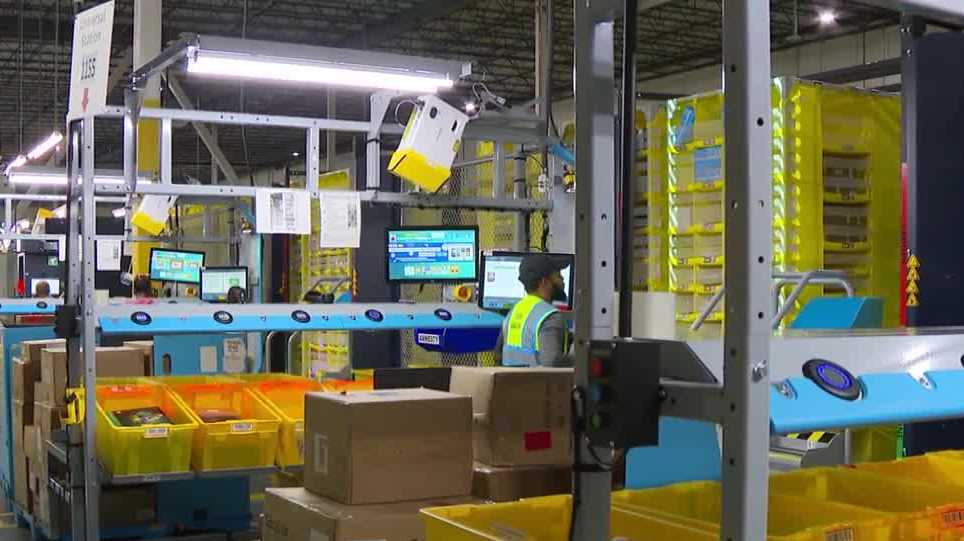 New Amazon same-day delivery facility opens in Ankeny