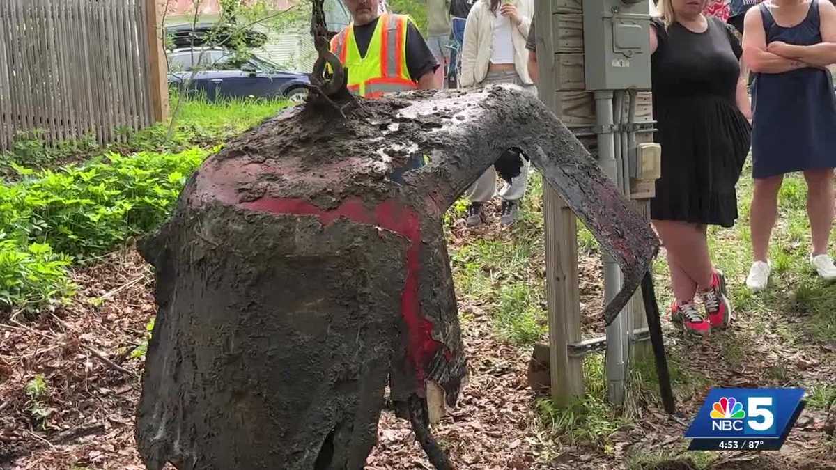 Time capsule in Warren dug up nearly 50 years later