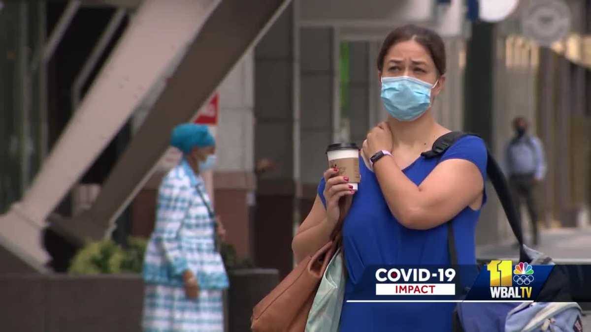 Experts share differing opinions on not wearing masks outdoors