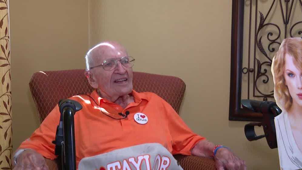 'Please come see us:' 95-year-old retirement home resident starts his ...