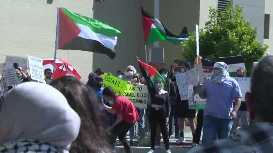 Demonstrators march to state Capitol in Sacramento in support of ...