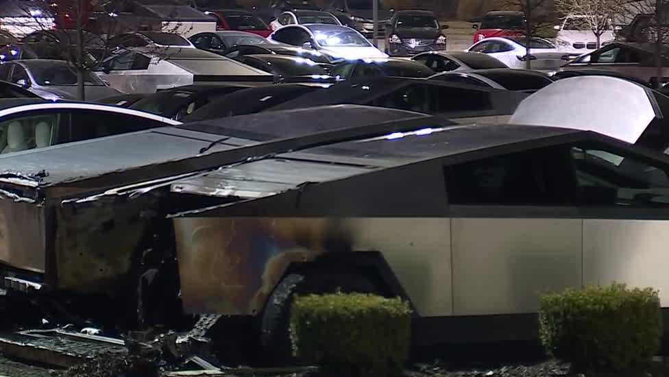 Tesla arson: Prosecutors seek to revoke bond in Kansas City case