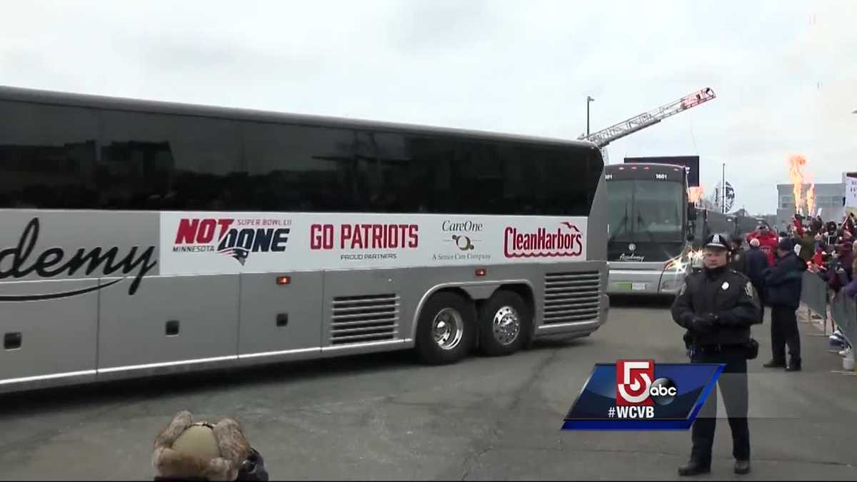 Team buses carry Patriots to airport