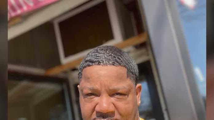 'Fighting for his life': Milwaukee barber shot outside barbershop