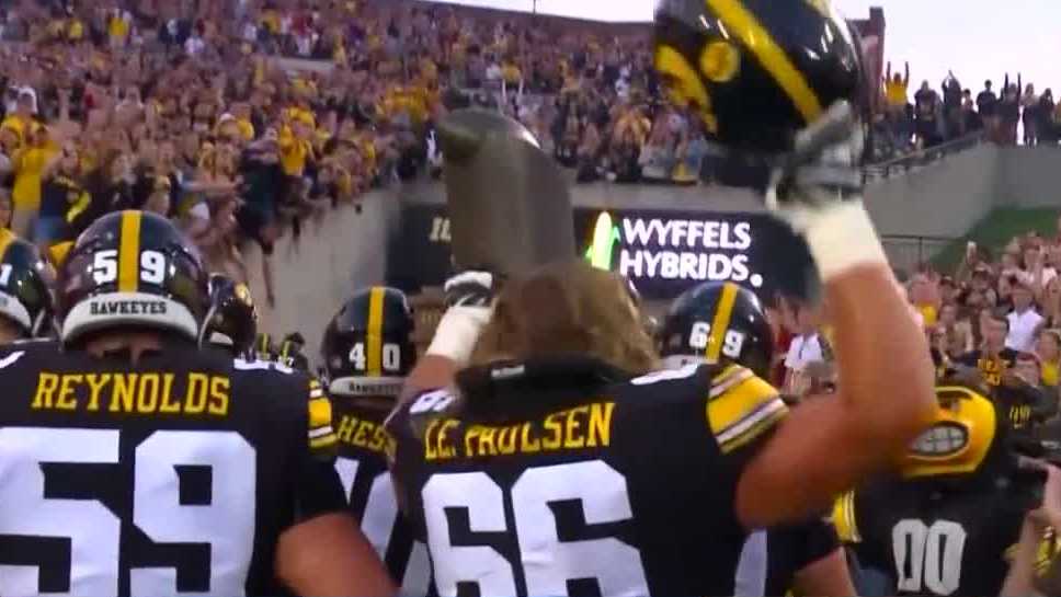 Hawkeye players excited for CyHawk's return to Kinnick