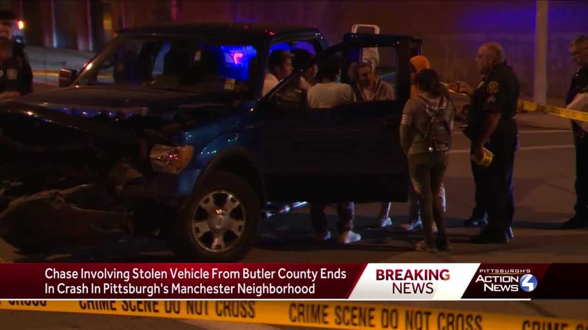 Police chase ends in crash on city's North Side