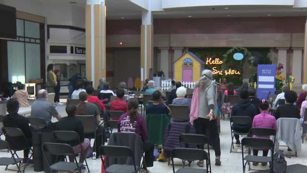 Arden Fair walking program promotes physical movement, community building