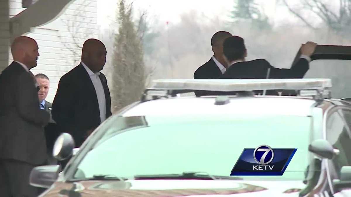 Former President Obama flies to Omaha for lunch