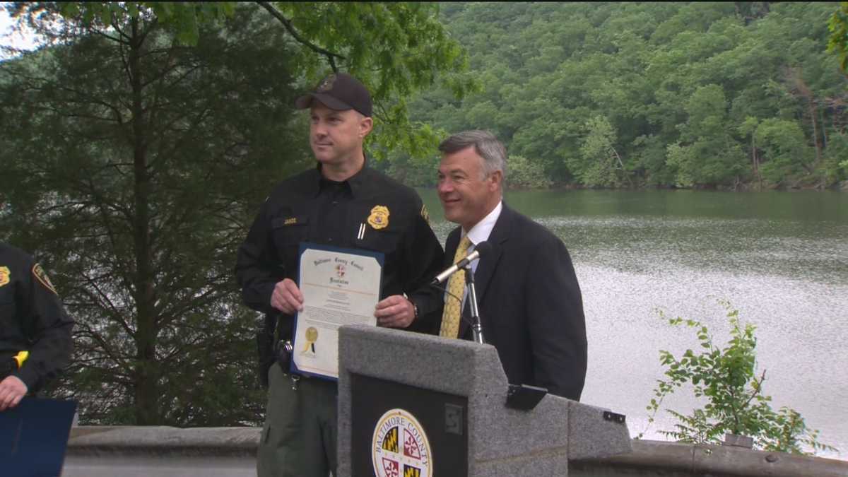 Rescuers honored for saving swimmers' lives