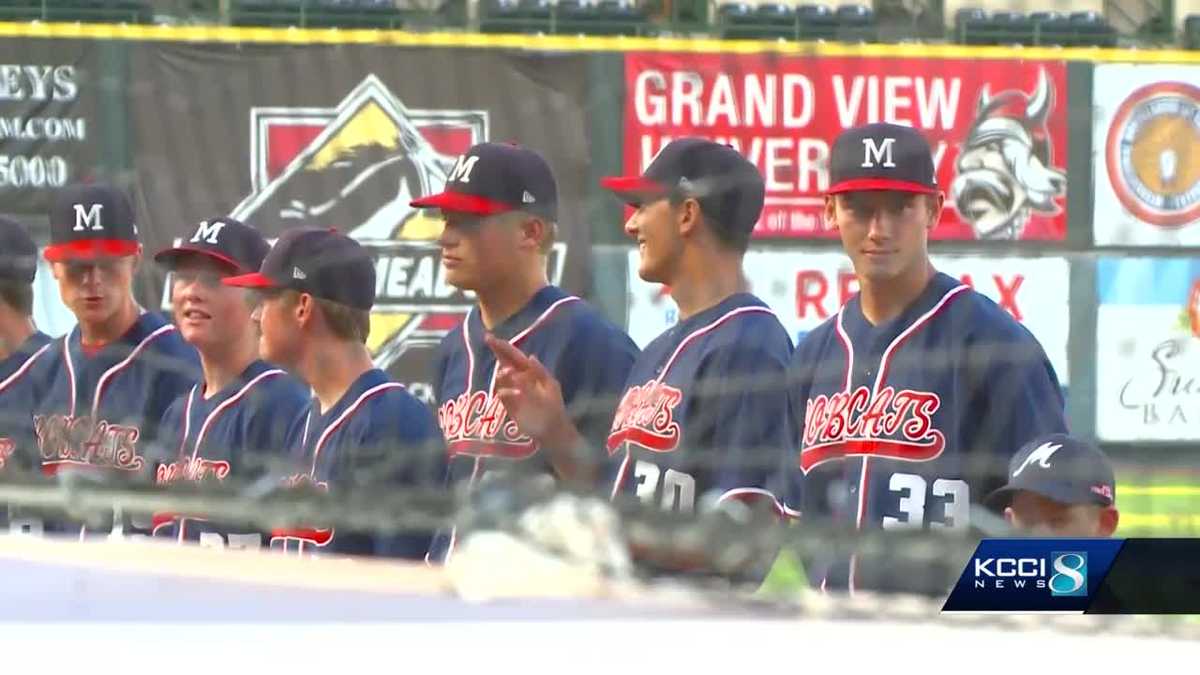 Iowa baseball team back on the field after EF-3 tornado