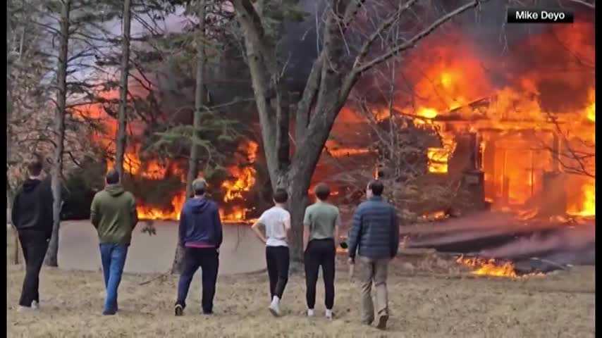 Plane that departed from Des Moines International Airport crashes in ...