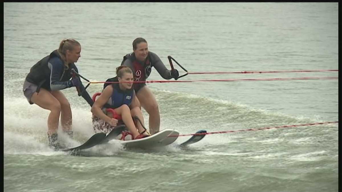Adaptive water skiing
